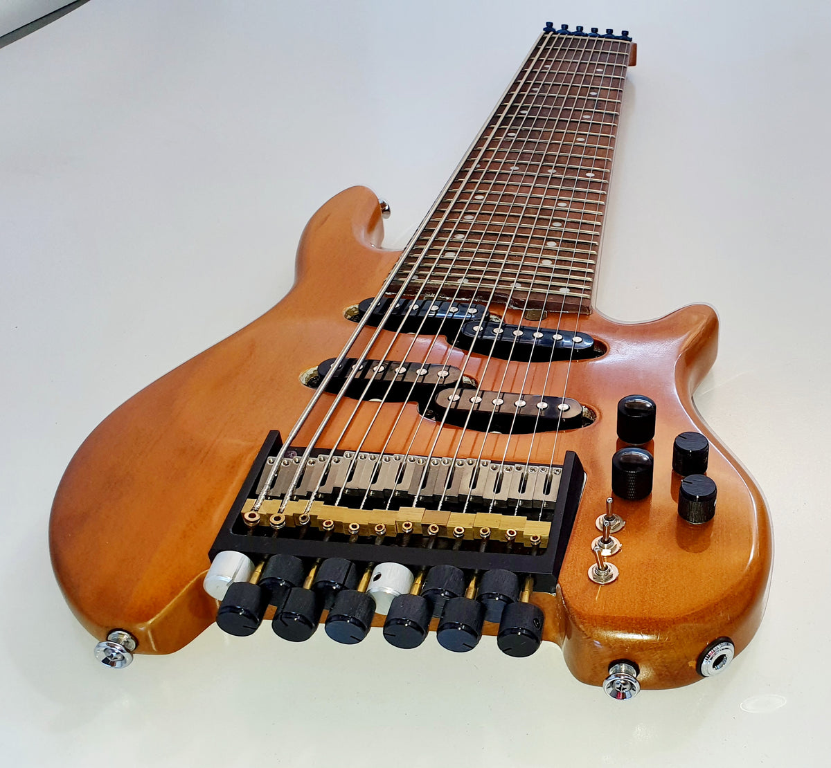 Box JB-640 Guitar – Box Guitars